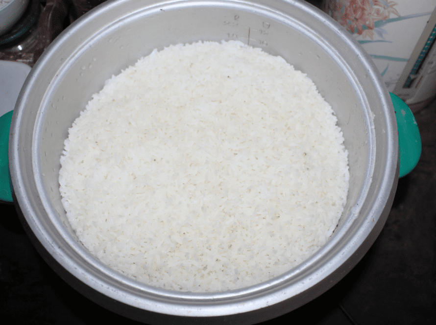 The Average Time it Takes to Cook Rice in a Rice Cooker - Rice Array