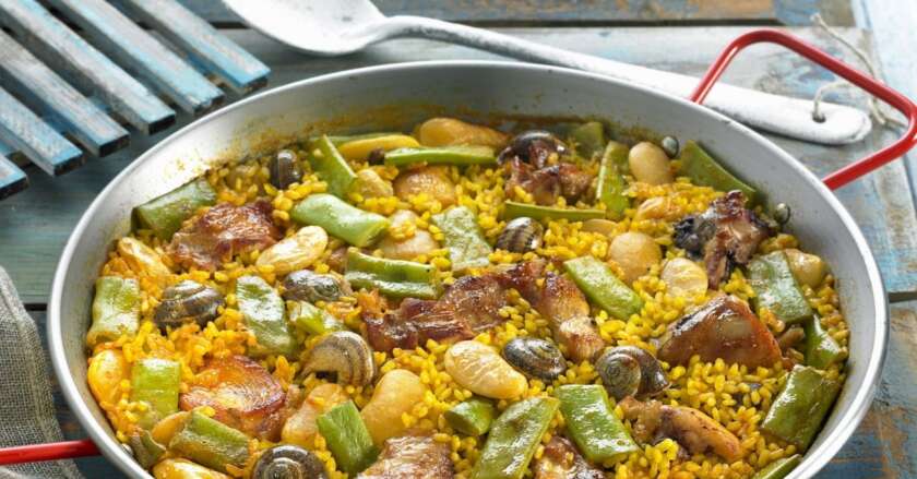 Valencia Rice: What Is It And How To Use It | Rice Array